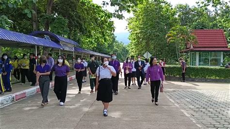 ศูนย์การเรียนรู้ตามหลักปรัชญาของเศรษฐกิจพอเพียงด้านการศึกษา ณ โรงเรียน