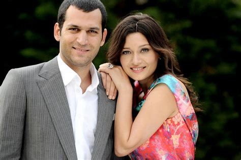 Halit Ergenç And Bergüzar Korel Georgian Fans უფრო დაწვრილებით გავიცნოთ Vatanim Sensin ის