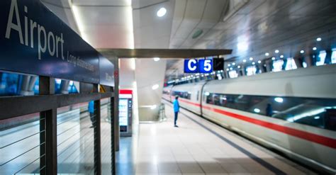 Sex Ohne Maske Im Frankfurter Fernbahnhof