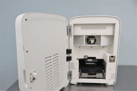Quantstudio 7 Flex Real Time Pcr System The Lab World Group Quantstudio 7 Flex Real Time Pcr System The Lab World Group