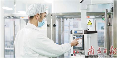 技术浪潮席卷 人与机器如何共处数字化叉车建筑