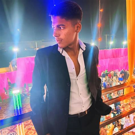 Priyanshu Raj Singh Priyanshulifts • Instagram Photos And Videos