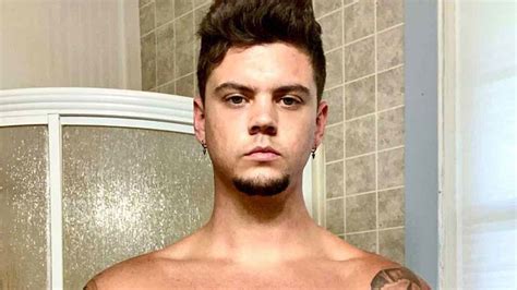 Teen Mom Fans Go Wild After Catelynn Lowells Hunky Husband Tyler