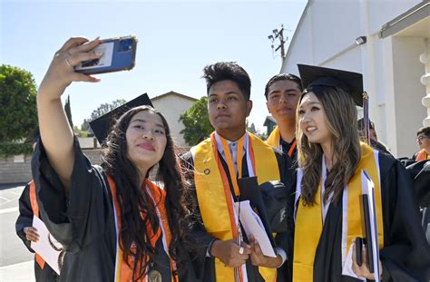 The Best Graduation 2022 Photos From Los Amigos High In Garden Grove
