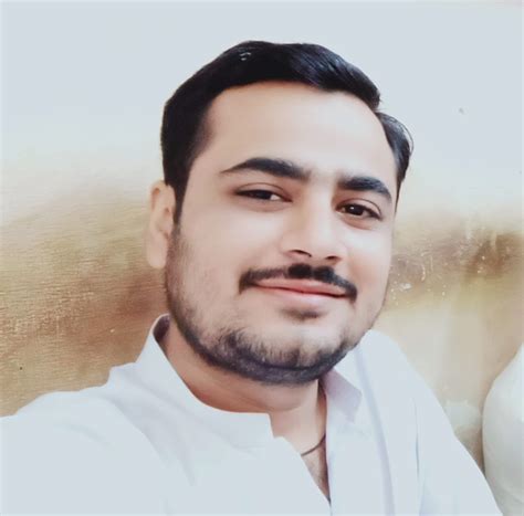 نويد چاندي وارو Larkana