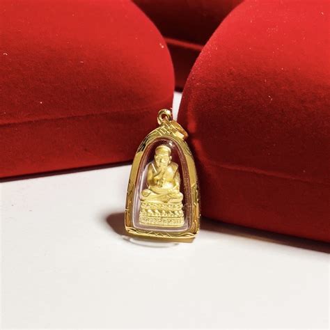 จี้หลวงปู่ทวด รุ่นจตุภัทร ปี2544 วัดช้างให้ เลี่ยมทองแท้90 กันน้ำ Suncharoens Thaipick