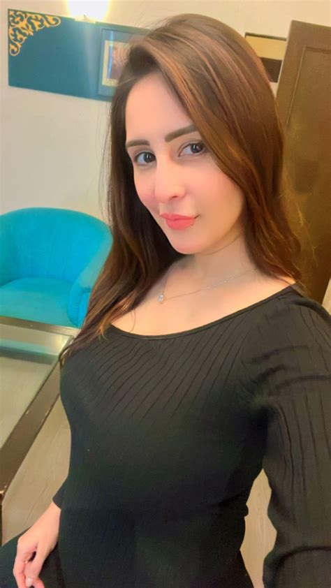 Chahat Khanna Rsupermodelindia