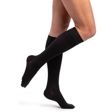 Sigvaris Womens Dynaven Compression Stockings Closed Toe Calf High