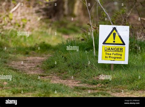 Tree Cutting Warning Sign Hi Res Stock Photography And Images Alamy
