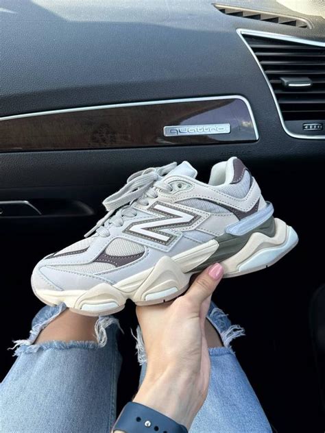 New Balance 9060 Panelled Lace Up Sneakers — ціна 2800 грн у каталозі Кросівки Купити жіночі