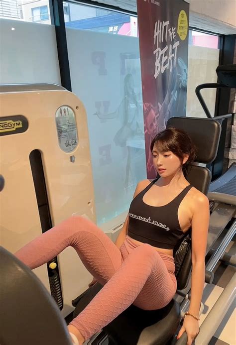 森咲智美、真剣なのに何故かセクシーな色気爆発トレーニング写真が話題 Entame Next アイドル情報総合ニュースサイト