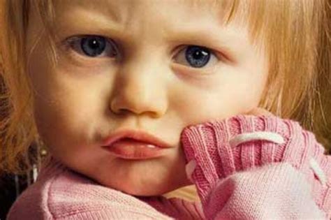 ببینید انتقاد مجری معروف دهه ۶۰ بچه‌های الان، خیلی طلبکارند خبرآنلاین