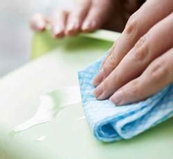 Easy Tips To Remove Fabric Glue From Any Fabric Or Surface