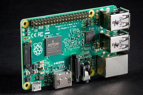 Replace A Shelf Full Of Retro Consoles With The Raspberry Pi Digital