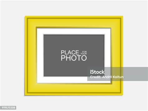 벡터 현실적인 노란색 사진 프레임에 고립 된 흰색 배경까지 비웃는 다 3 차원 가로 빈 벽 그림 프레임 이랑 일러스트 디자인에 대 한 당신의 사진 또는 졸업 증서에 대 한