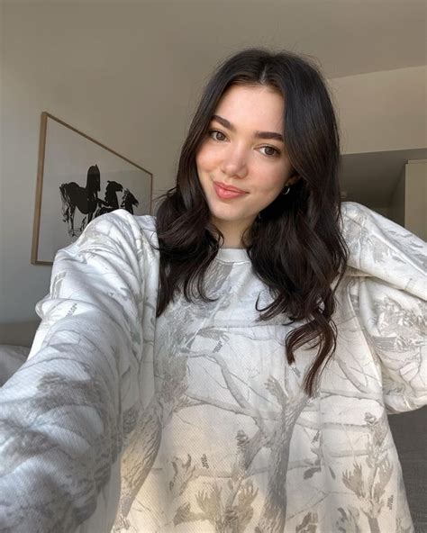 Alisha Newton Picture
