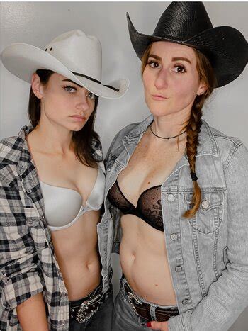Mia And Fraya Woods Miafrayawoods Miafrayawoods Nude Leaks