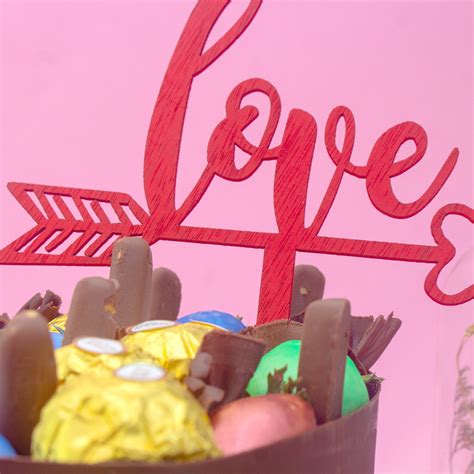 Candy Explosion Heart Cake Lakwimana