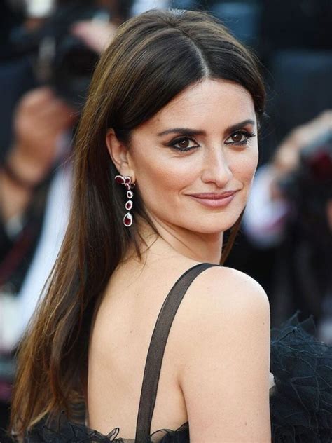 5 Gorgeous Olive Skin Tone Celebrities You Need To Know Stylishmay