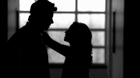 Making Out Kissing  Wiffle