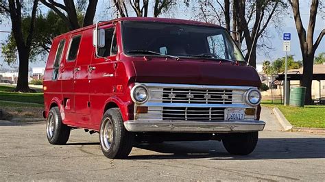 1972 Ford Econoline Short Wheel Base Hippie Van Hot Rod E150 E100 E200