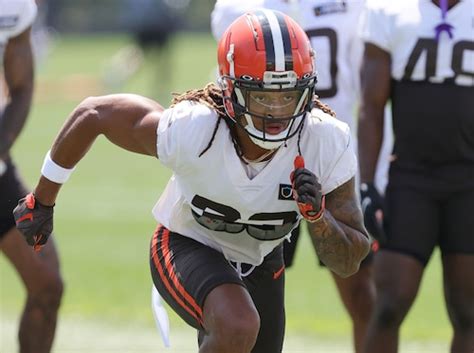 Browns 53 Man Roster 2 Undrafted Rookies Play Their Way Onto Team