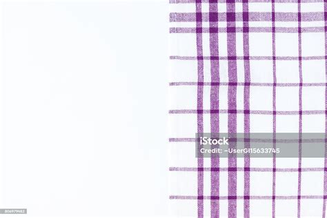 심홍색 자주색 피복 체크 무늬 패턴 흰색 배경에 고립 된 고립 된 부엌 수건 0명에 대한 스톡 사진 및 기타 이미지 0명 Accessories Council