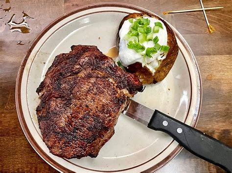 The Middle Of Nowhere Restaurant In California That Secretly Serves The