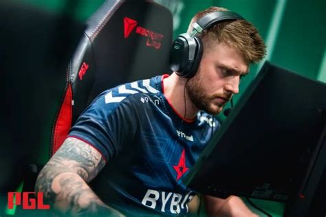 Sources Astralis Set To Remove K0nfig After Fist Fight In Malta