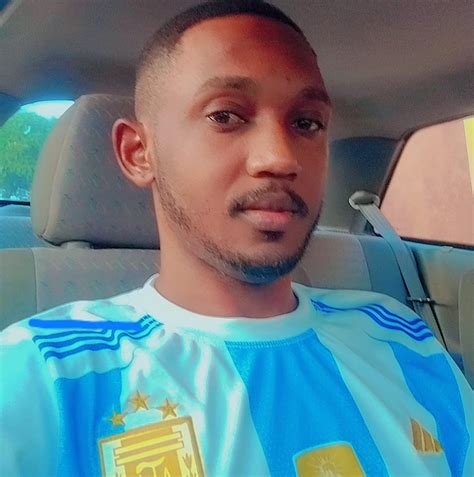 René Célestin Football Moderne Edindžeko Ma Mère Ma Sauvé La