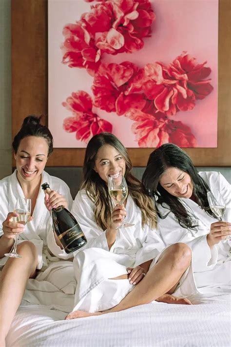 Girls Getaway At The Westin Harbour Castle Toronto