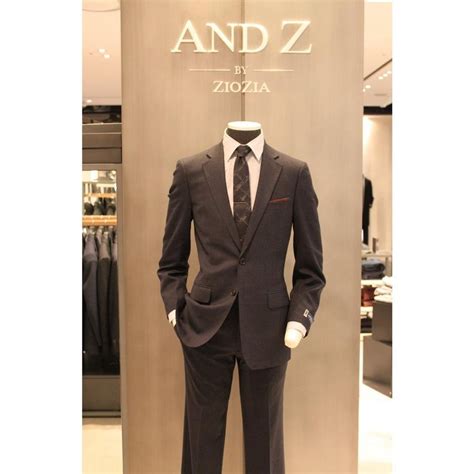 60만원짜리 이태리 최고급 정장 한벌 이가격에 팝니다 세컨웨어헬로마켓