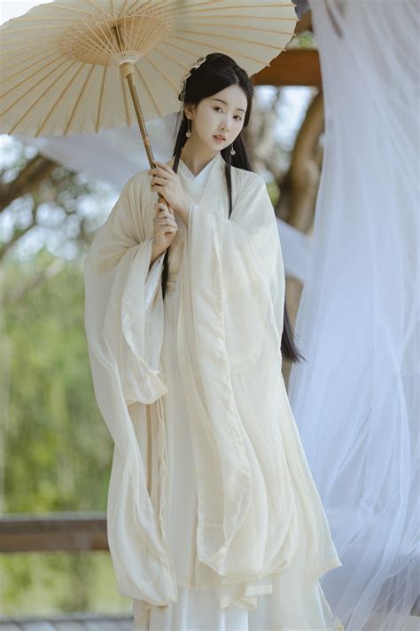 예술적 언어 20230529 파란 셔츠를 입은 안개비 손님이 당신을 위해 별을 골라줄 것입니다 V2ph