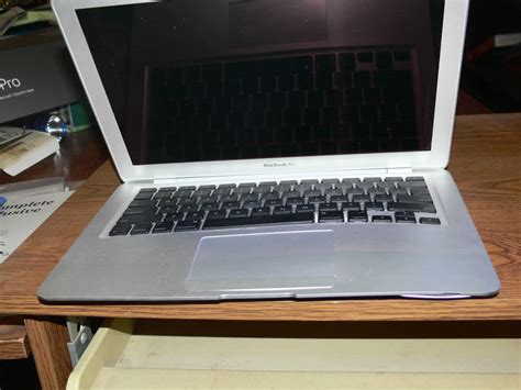 What Can I Do To Fix My Macbook Air 2011it Is No Longer Letting Me Highlight Or Click On
