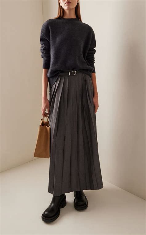 This Look Checks All The Boxes Grey Maxi Skirt Outfit Pleated Maxi