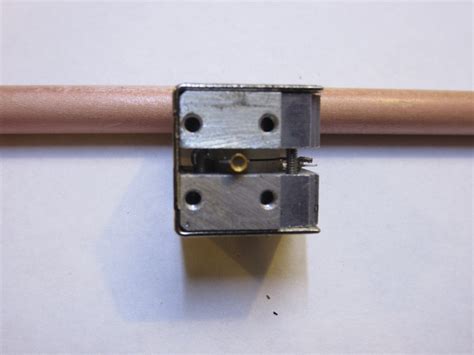 Teardown Of An 8 10 Ghz Rf Isolator Kerry D Wong