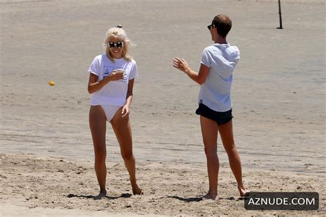 PIXIE LOTT Nude AZNude