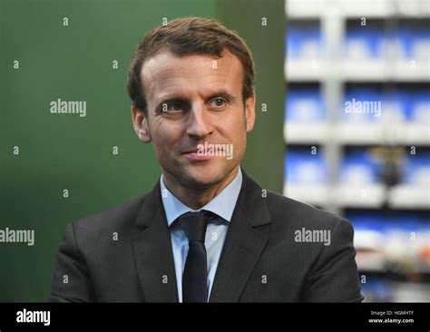 French Presidential Candidate Emmanuel Macron Visits A Deutsche Bahn