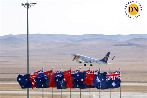 Австралийн Холбооны Улсын Парламентын Сенатын танхимын Ерөнхийлөгч хатагтай Сюзан Лаянсын албан