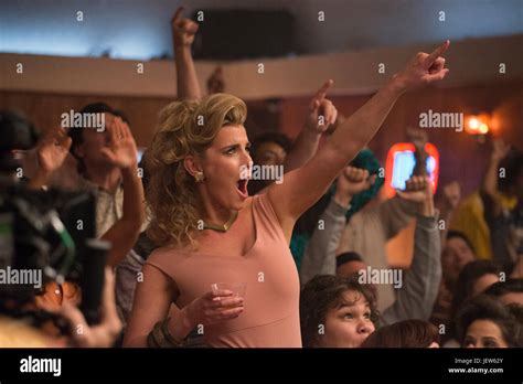 Glow Betty Gilpin Season 1 Episode 3 Aired June 23 2017 Ph