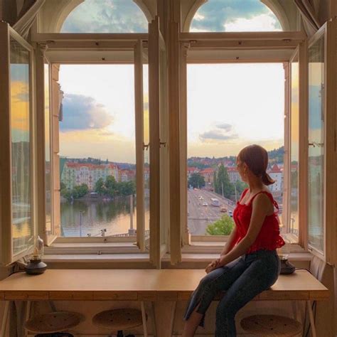 여행을 떠나는 이유 🇨🇿 체코 한달살러의 컬러 팔레트 프라하 필수 포토스팟 보정법 총정리