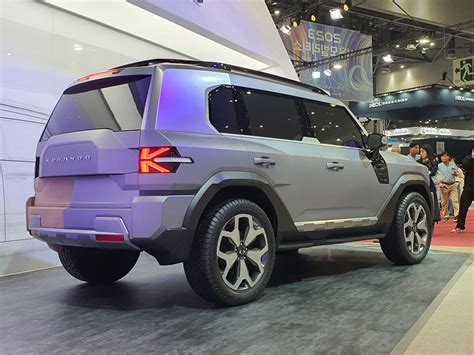 코란도 드디어 부활한다 Kgm 정통 Suv스타일 Kr10 내년 출시 예정