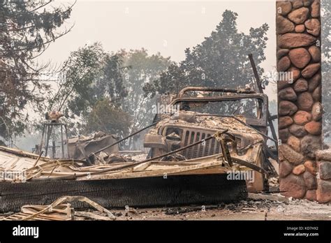 Sonoma County California Usa 09th Oct 2017 Wildfire Burning Across