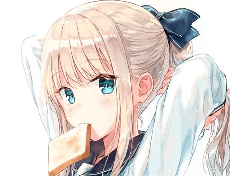 Need Help Learning Head Angles First Pic Is The Reference Second Pic Is While Looking At The