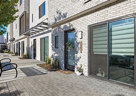 2053 W Rosecrans Ave Gardena Ca 90249 Zillow