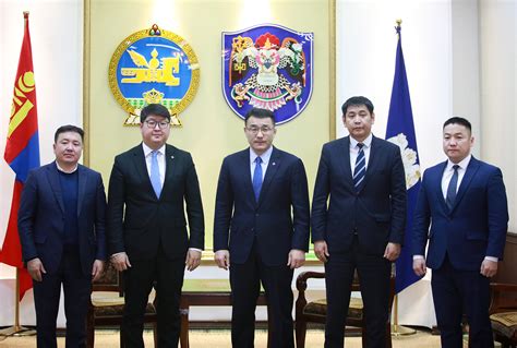 Нийслэлийн 2023 оны төсвийн төслийг НИТХ д өргөн барилаа