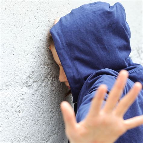 Neonato Morto Nella Culla Termica A Bari Indagati Il Parroco E Il