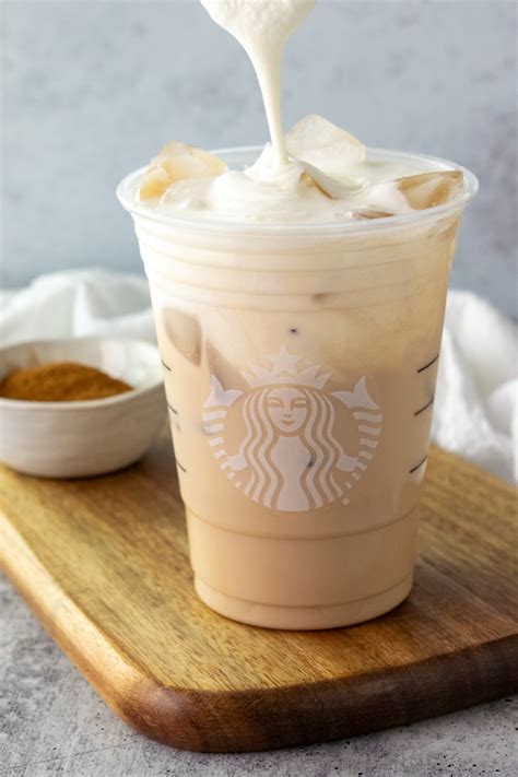 Homemade Starbucks Iced Chai Latte With Vanilla Sweet Cream Cold Foam Sweet Steep
