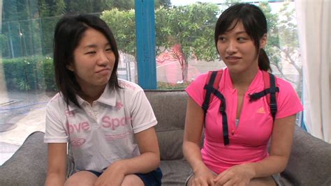 【前田ちえ 春原未来 今井乃愛】大学生活を部活に捧げる「スポーツ美少女」の有り余った体力と性欲がスゴイ 「日焼けおっぱい」を揉んだら即