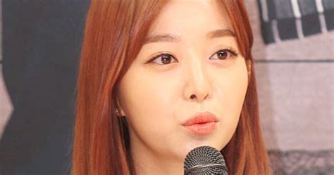 포토 김가은 사랑스러움이 돋보이는 오렌지 립